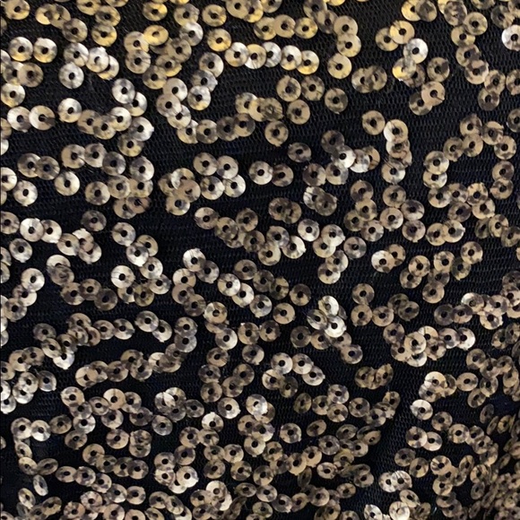 Maison Jules | Dresses | Maison Jules Gold Sequin Black Flowy Skirt ...
